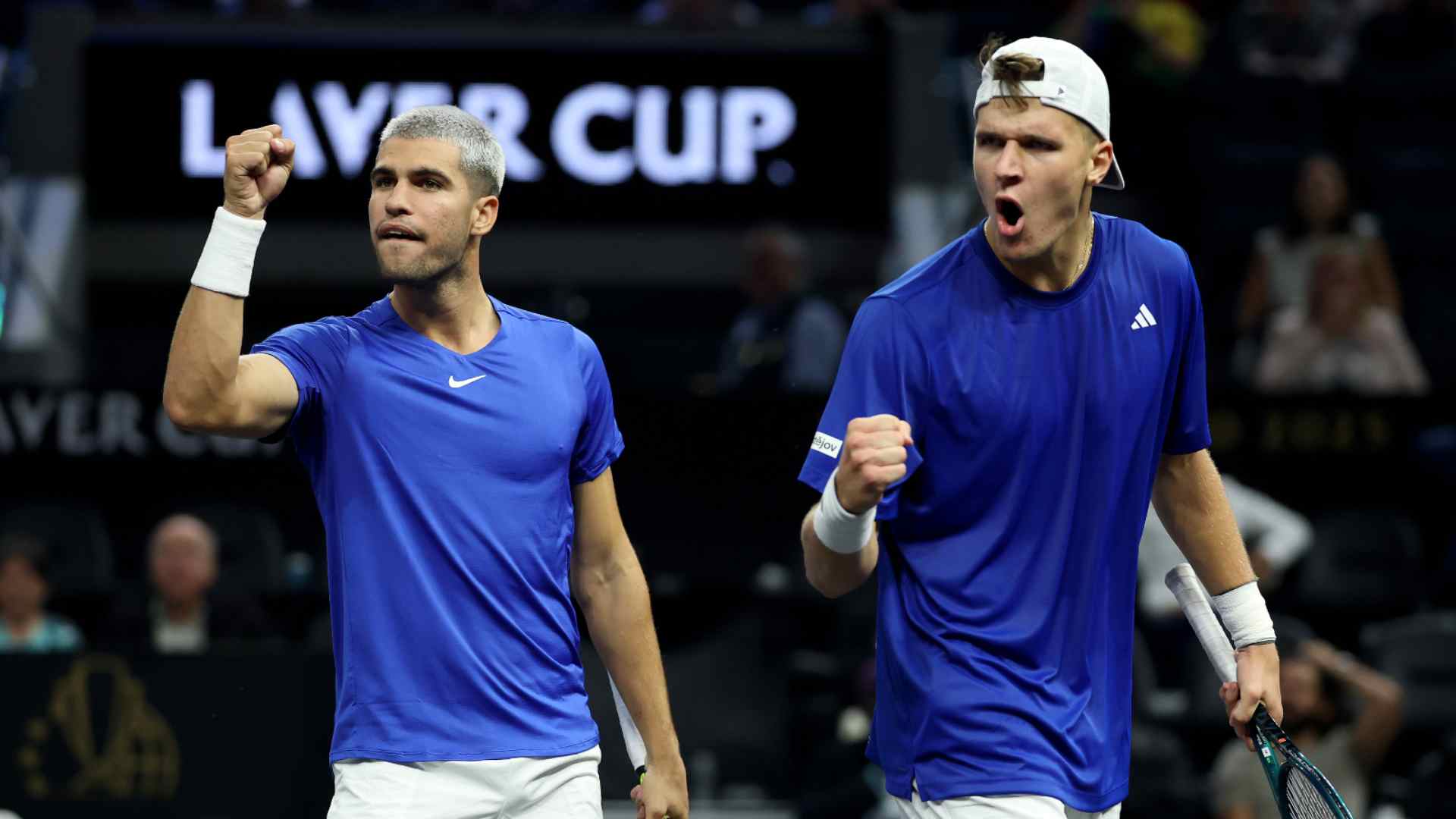 Alcaraz y Mensik cierran el viernes con victoria en la Laver Cup | ATP Tour | Tennis