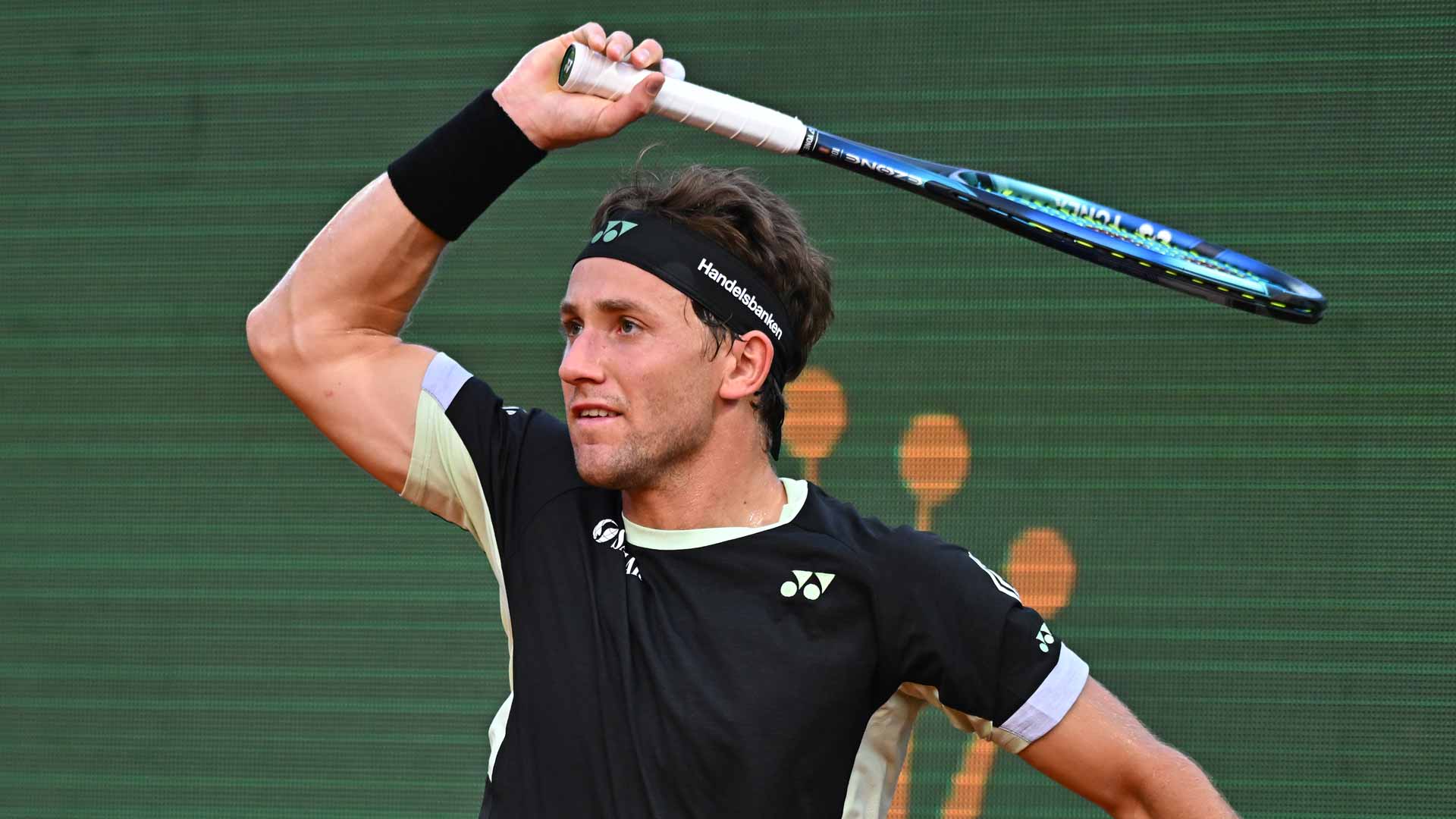 Casper Ruud defeats Ugo Humbert, reaches Monte-Carlo SFs | ATP Tour | Tennis