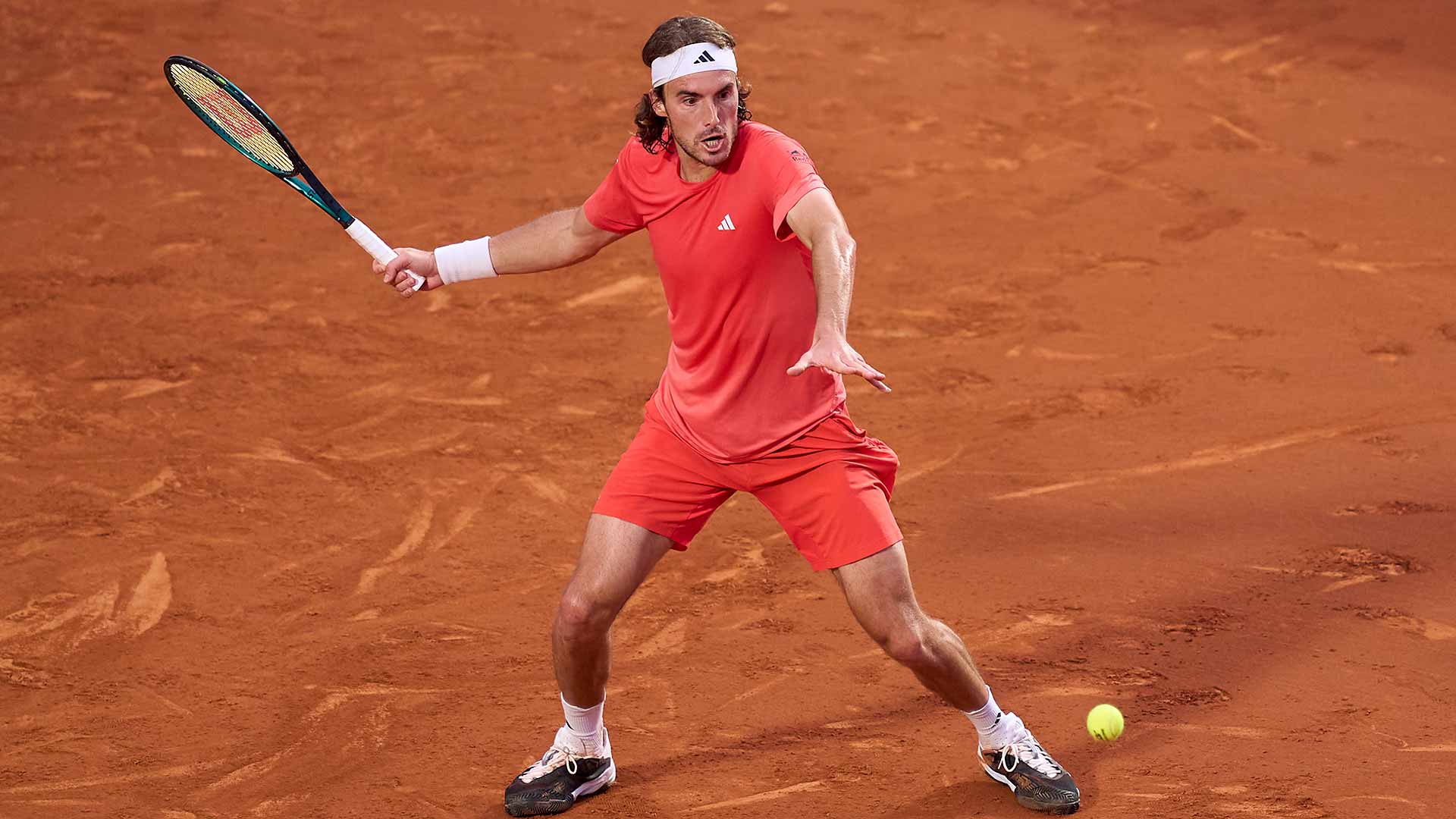 Stefanos Tsitsipas beatts Sebastian Ofner in Barcelona | ATP Tour | Tennis
