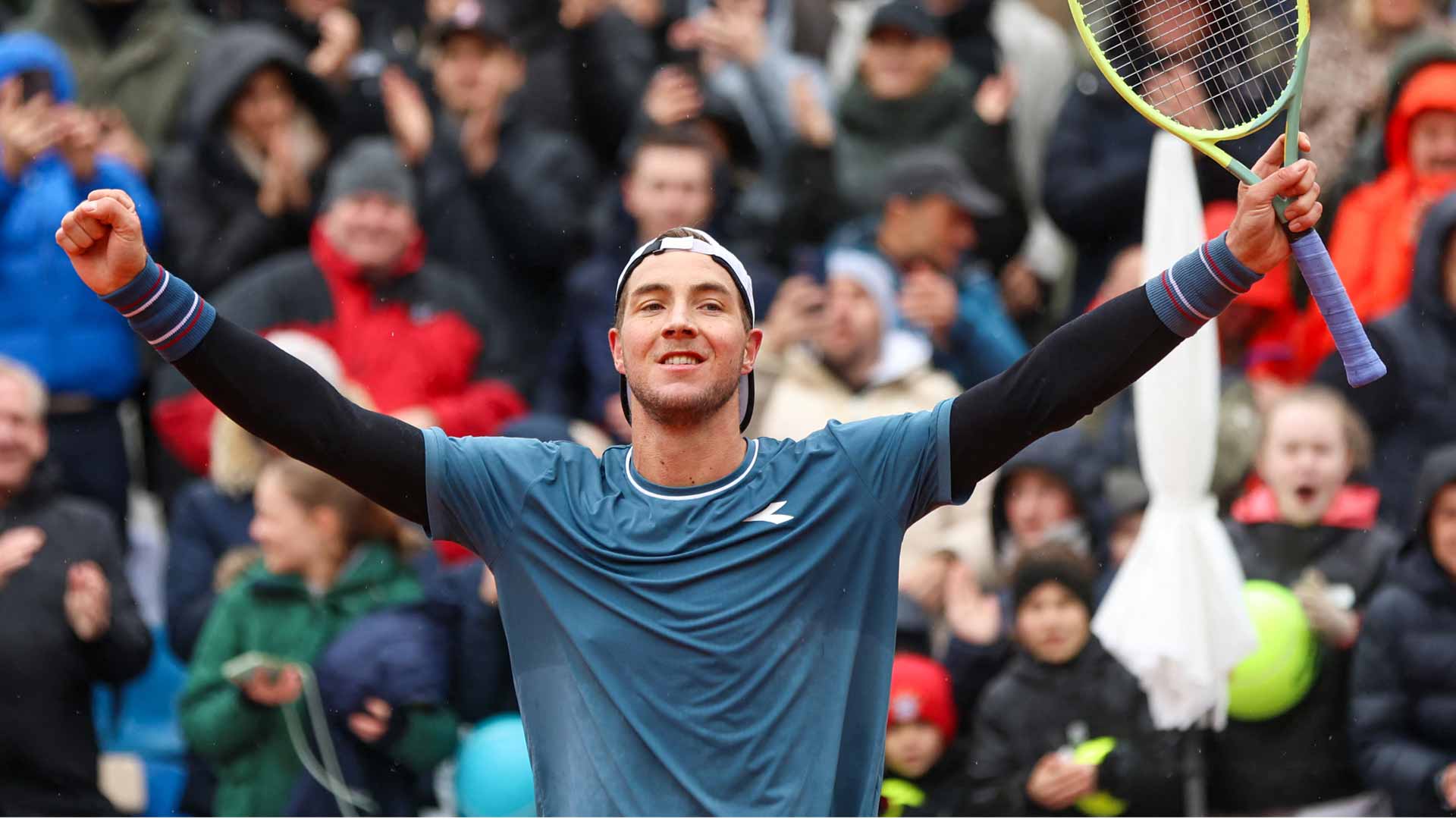 Jan-Lennard Struff beats Taylor Fritz in Munich for first ATP title | ATP Tour | Tennis