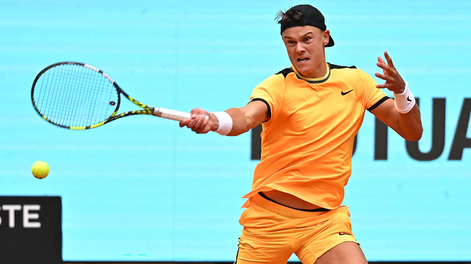 Holger Rune advances in Madrid | ATP Tour | Tennis