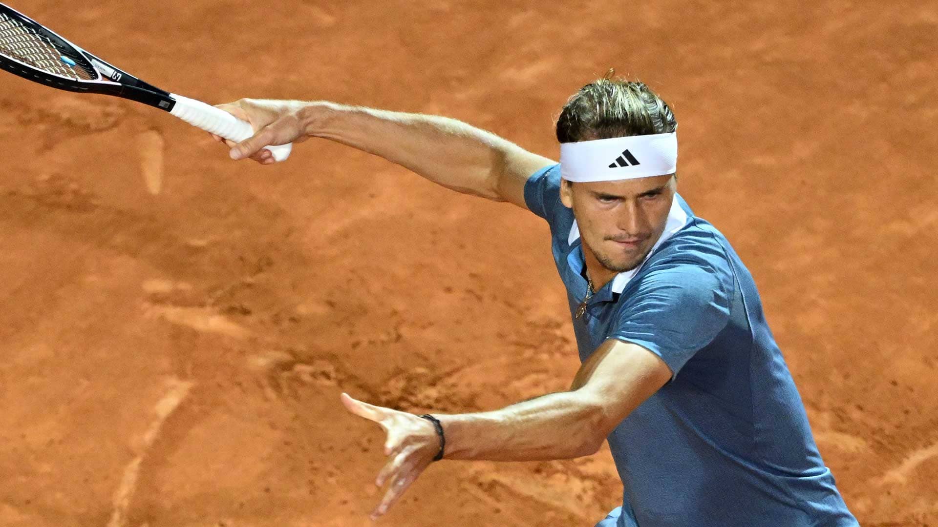 Alexander Zverev defeats home hope Luciano Darderi in Rome | ATP Tour | Tennis