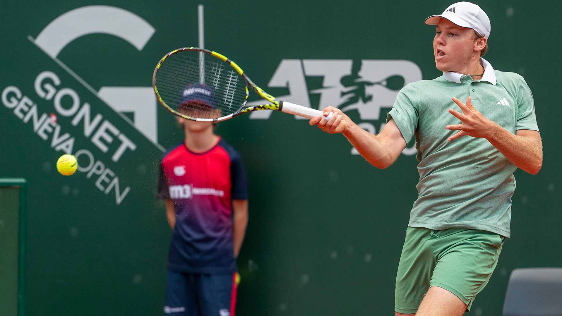 Alex Michelsen defeats Taylor Fritz in Geneva | ATP Tour | Tennis