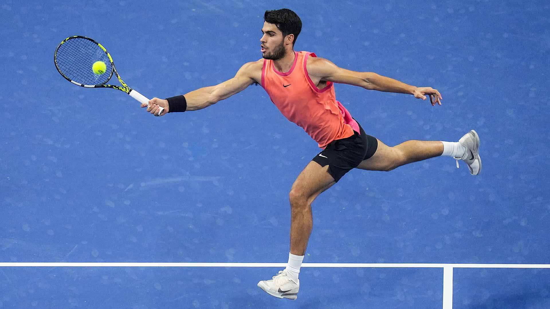 Carlos Alcaraz blitzes Tallon Griekspoor for 200th win, advances to QFs ...