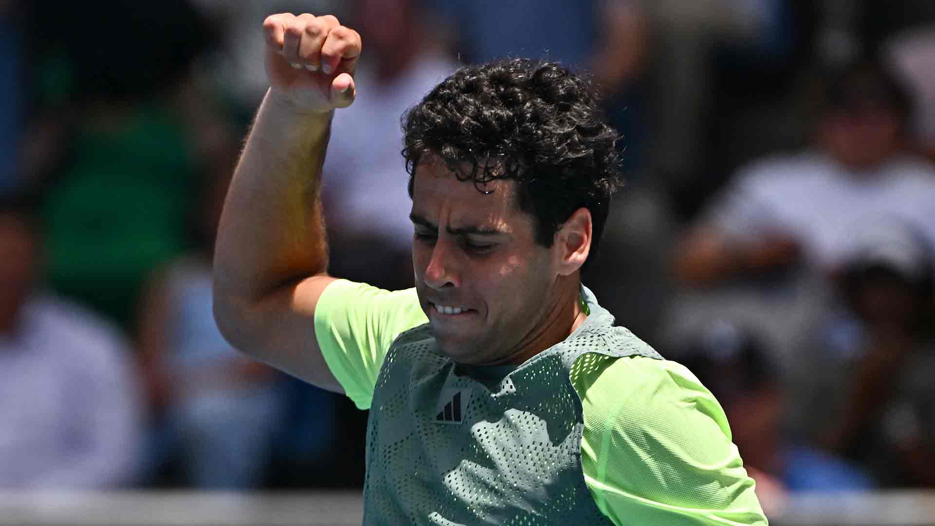 Jaume Munar suma su victoria No. 90 para avanzar a 2R en Shanghái | ATP ...