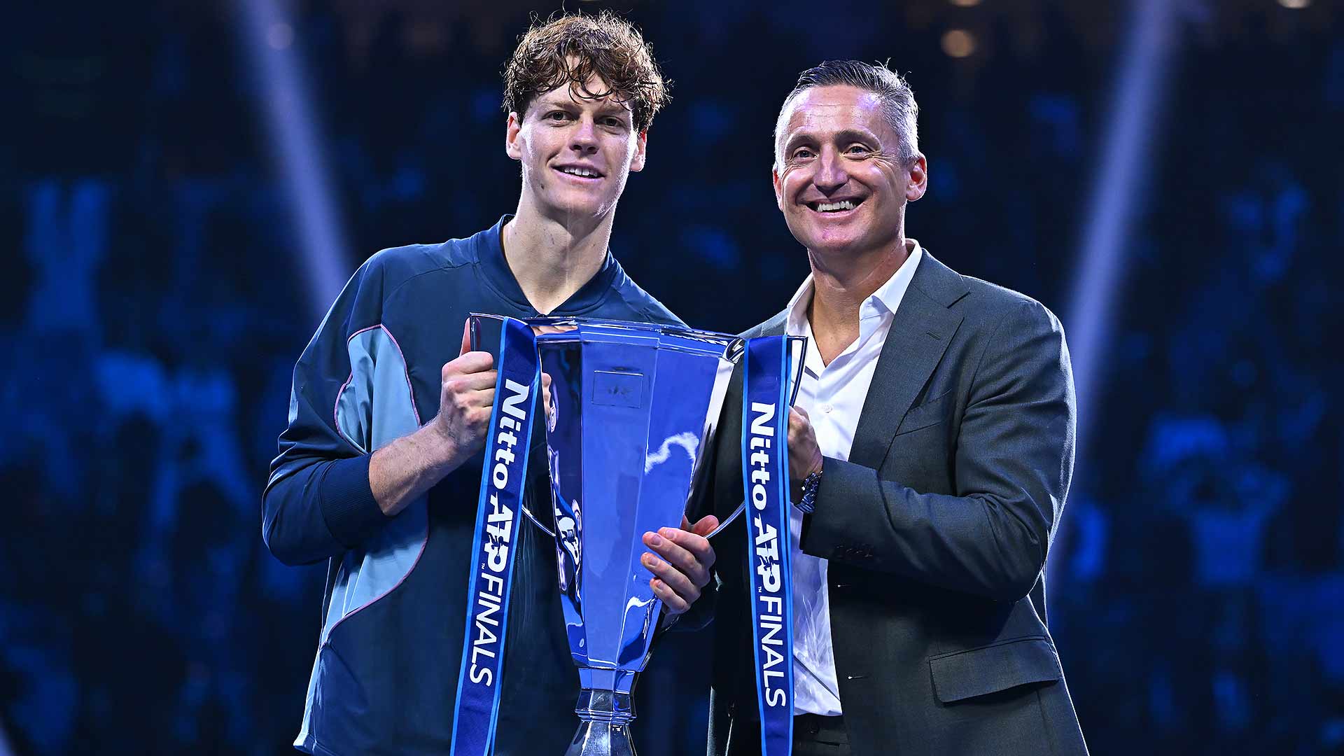 Jannik Sinner conquers Taylor Fritz for maiden Nitto ATP Finals crown | ATP Tour | Tennis