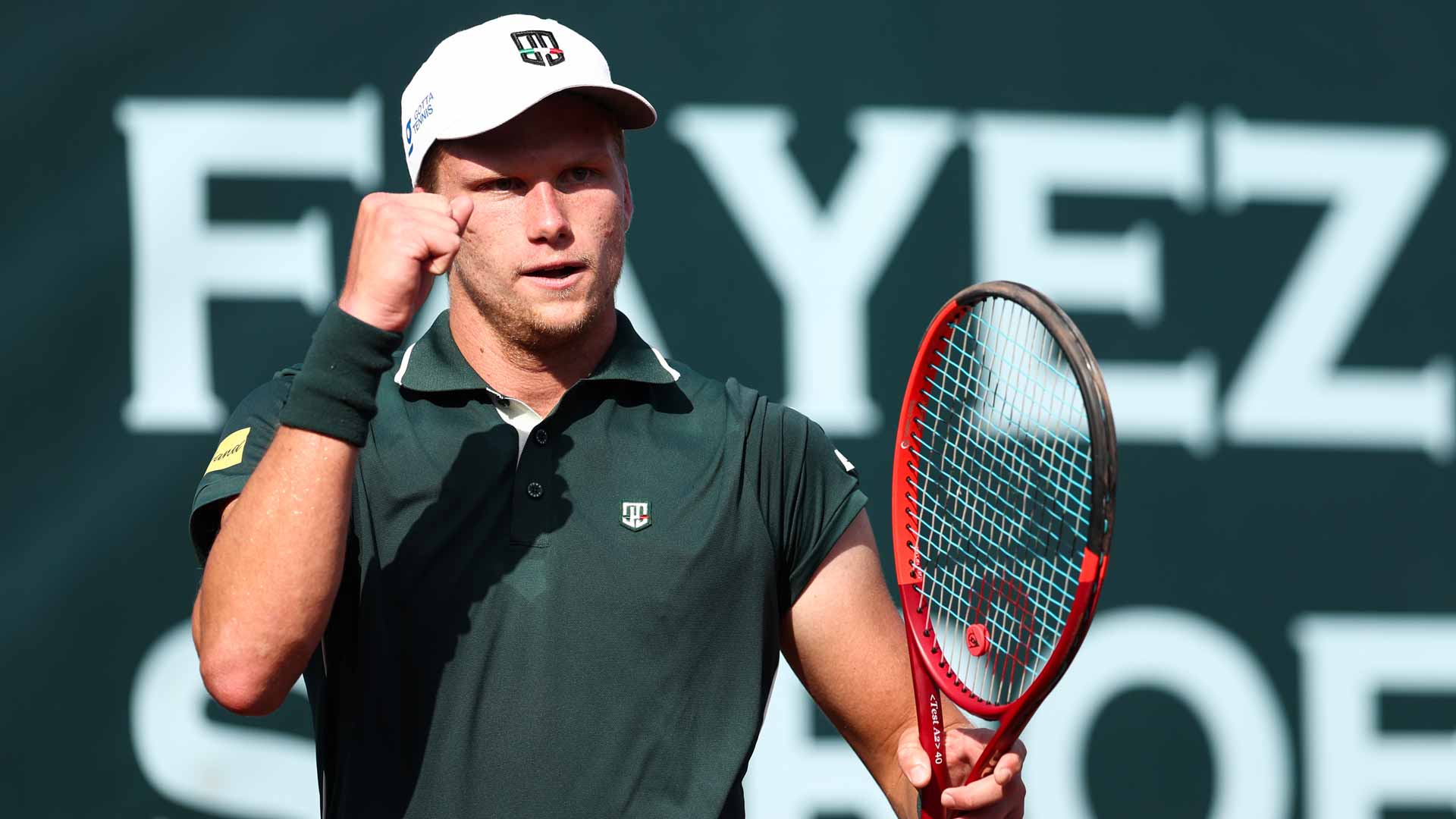 Jenson Brooksby saves 3 MPs, reaches Houston QFs | ATP Tour | Tennis