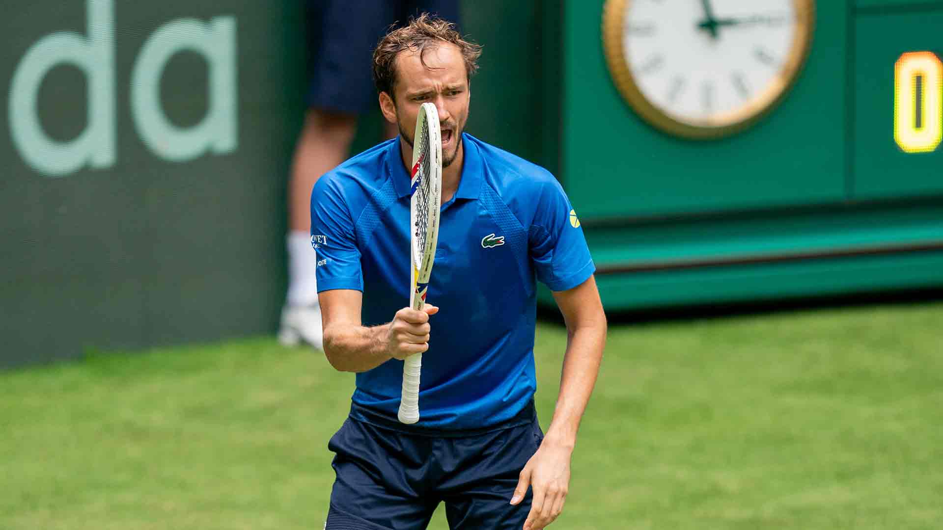 Daniil Medvedev alcanza en Halle las 20 victorias en 2025 | ATP Tour | Tennis